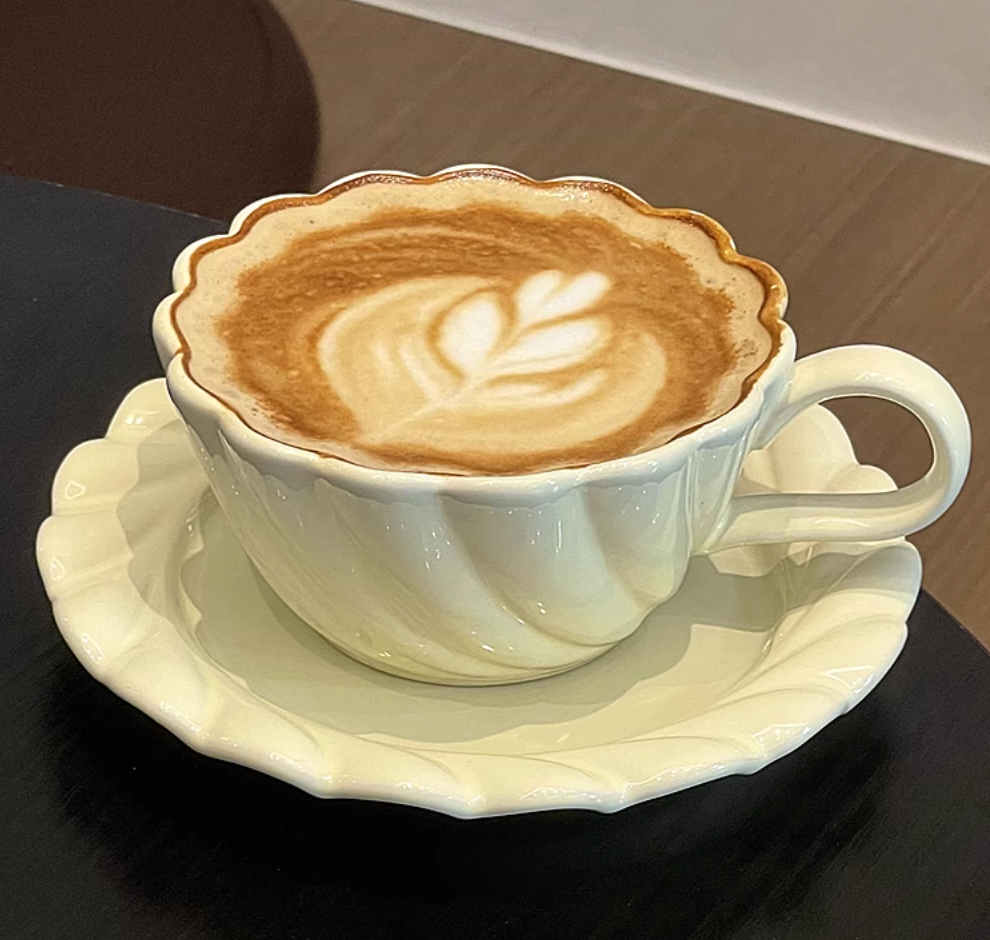 Holiday Season – Café Rì Yuè